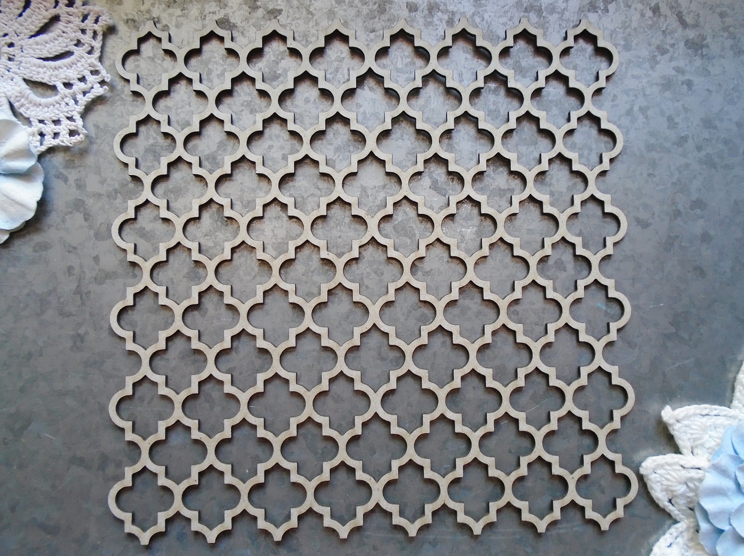 Quatrefoil Panel – Scrapaholics Wholesale – Laser Cut Chipboard Designs